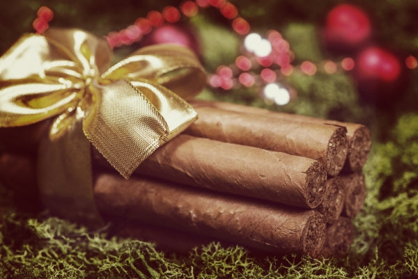 Cuban Cigars to Smoke at Christmas – EGM Cigars