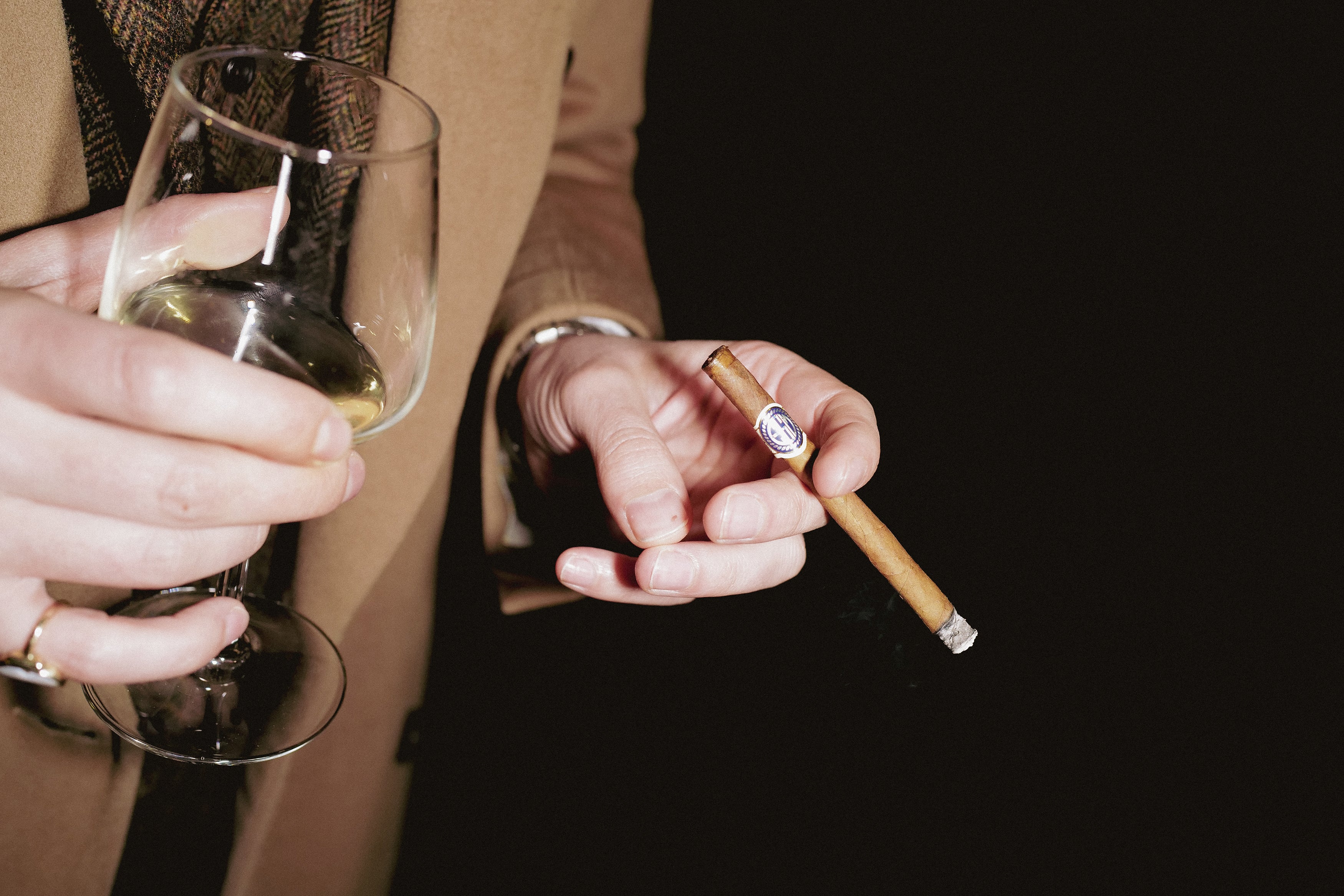 The Timeless Appeal of Cigarritos: A Sophisticated Journey Through His ...